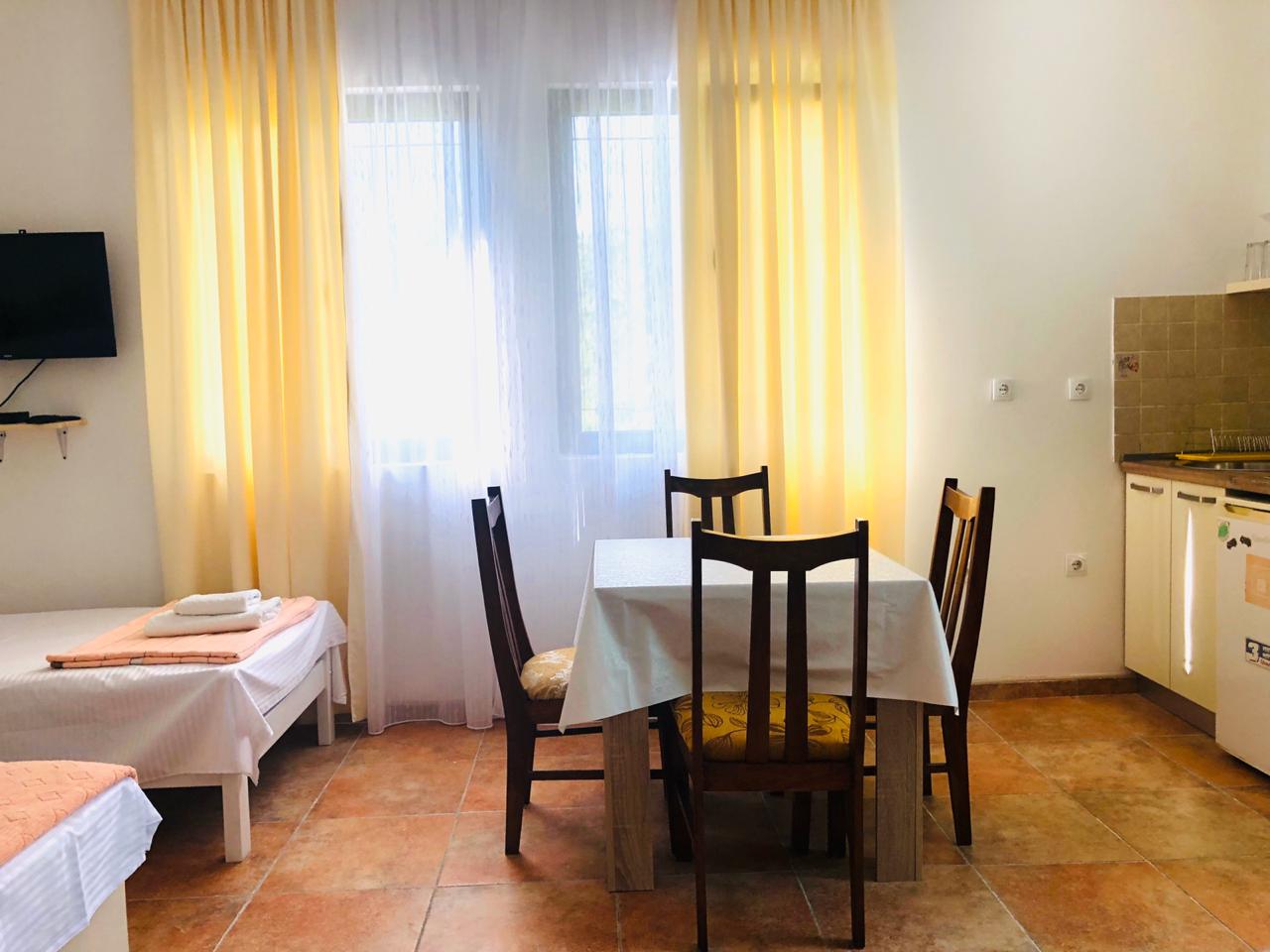 Basic Studio No.4 - Jaz Beach Apartments - Parma Budva